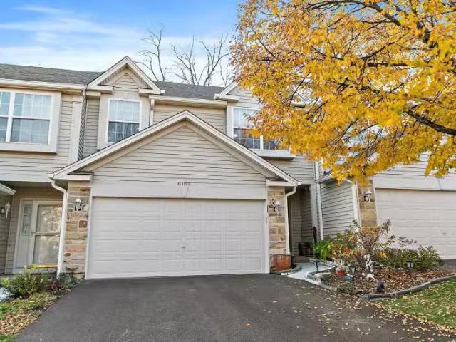 8103 Sierra Woods Ln, Carpentersville, IL 60110 MLS 12195174