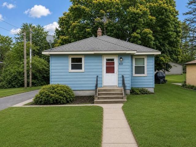 810 2nd Ave SW, Pine City, MN 55063