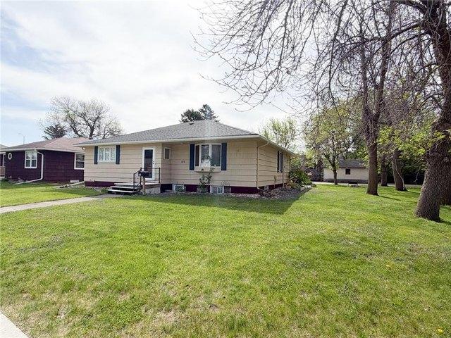 810 8th Ave, Worthington, MN 56187
