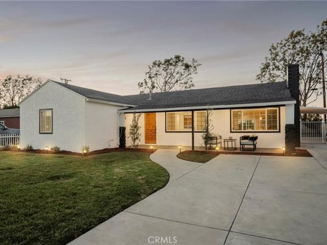 810 Congress St, Costa Mesa, CA 92627