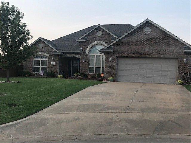 810 Caribou Cir, Enid, OK 73703