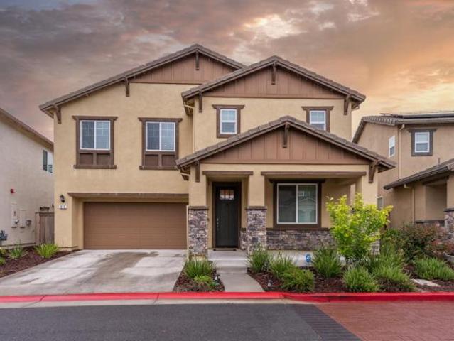 810 Clementine St, Lincoln, CA 95648
