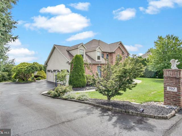810 Crooked Stick Drive