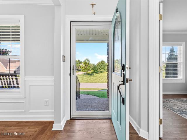 810 Abingdon Cir