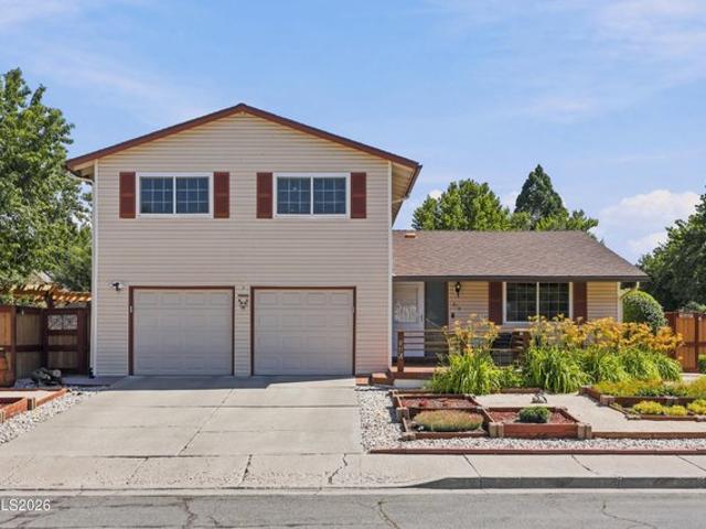810 Autumn Hills Dr, Reno, NV 89511