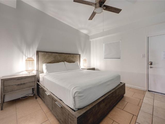 810 Banyan Beach Drive 123