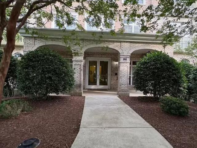 810 Belmont Bay Dr, Unit 402, Woodbridge, VA 22191 MLS #VAPW2.