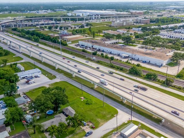 810 Benmar Dr, Houston, TX 77032 | MLS #21165 | Compass