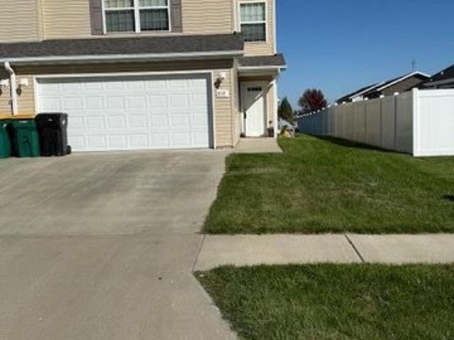 810 Bremner Ave, Bismarck, ND 58503