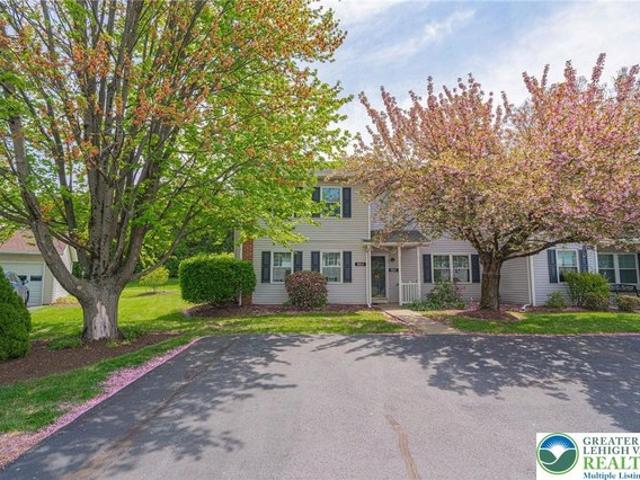 810 Briarwood Dr Unit A, Bethlehem, PA 18020