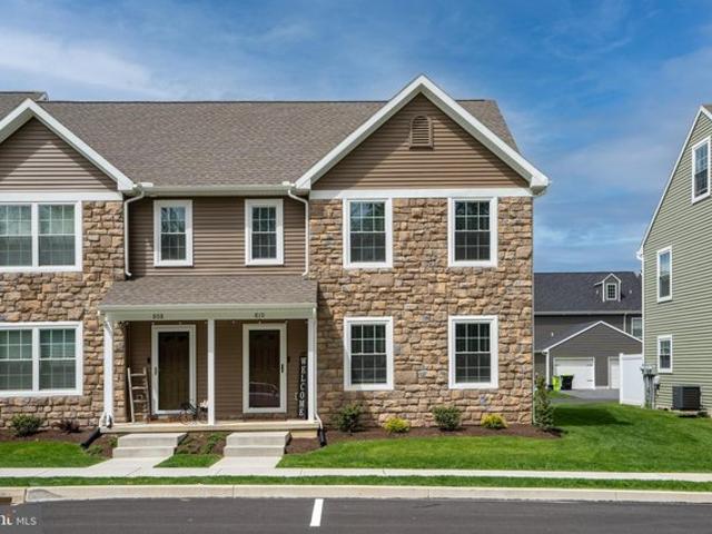 810 Byler Cir, Lebanon, PA 17042