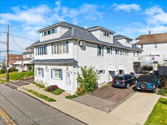 810 George Street
