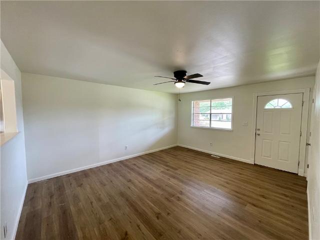 810 Gwen Street