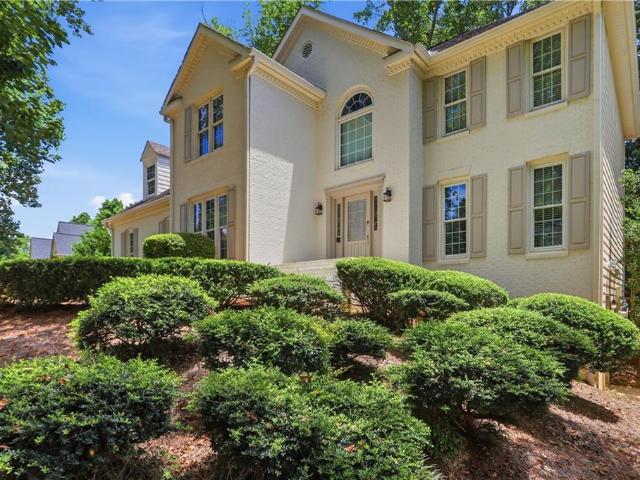 810 Devenish Lane