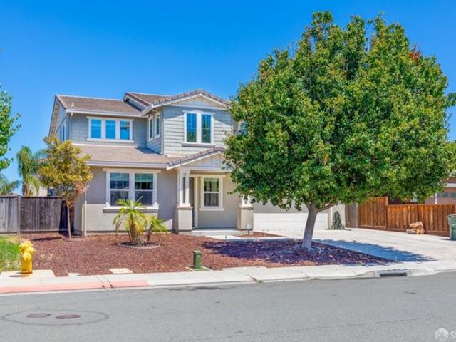 810 Dunmore St, Oakley, CA 94561