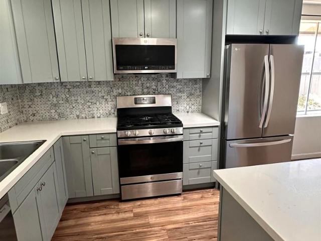 810 E Washington A