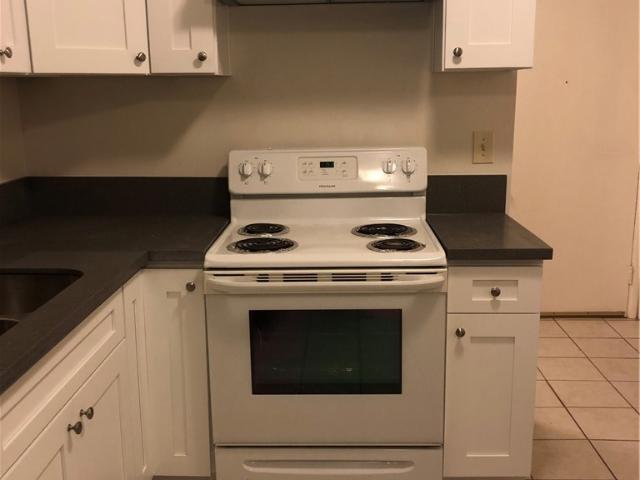 810 E Grand Ave
