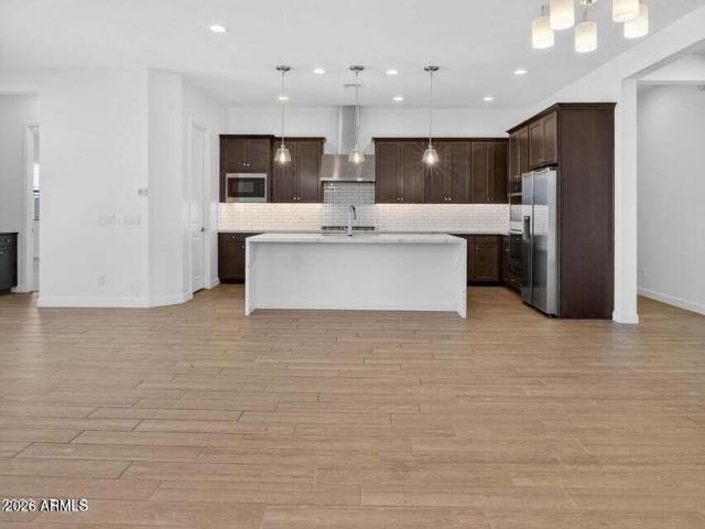 810 E Hopi Trail