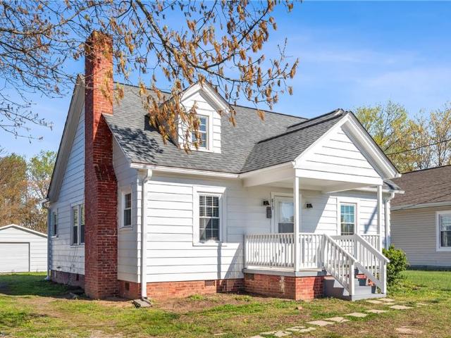 810 Elwell Ave, Greensboro, NC 27405 | MLS #1214 | Compass