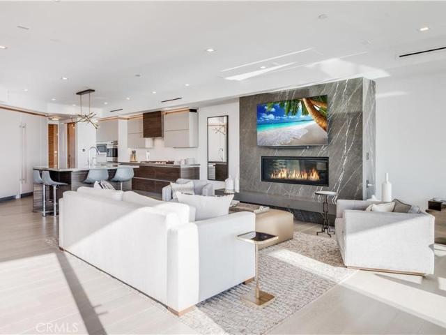 810 Esplanade C