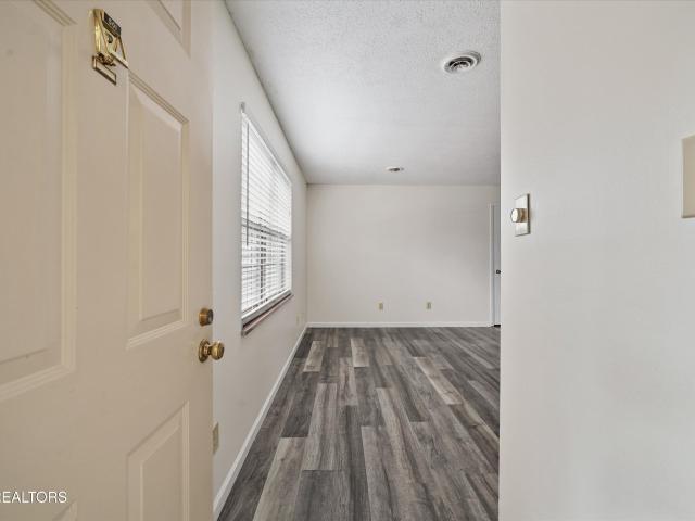 810 Highland Dr, Unit 501, Knoxville, TN 37912 | MLS #1328 | Compass