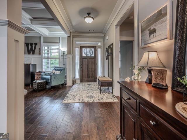 810 Legends Drive