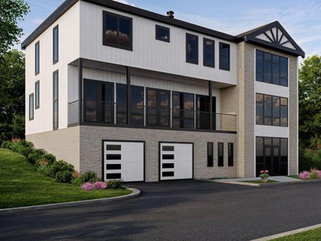 810 Maple Ln, Aston, PA 19014