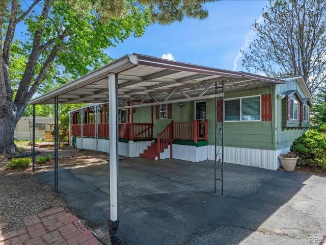 810 Meadowlark Cove