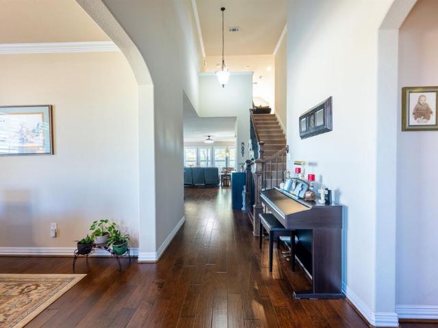 810 Miramar Drive