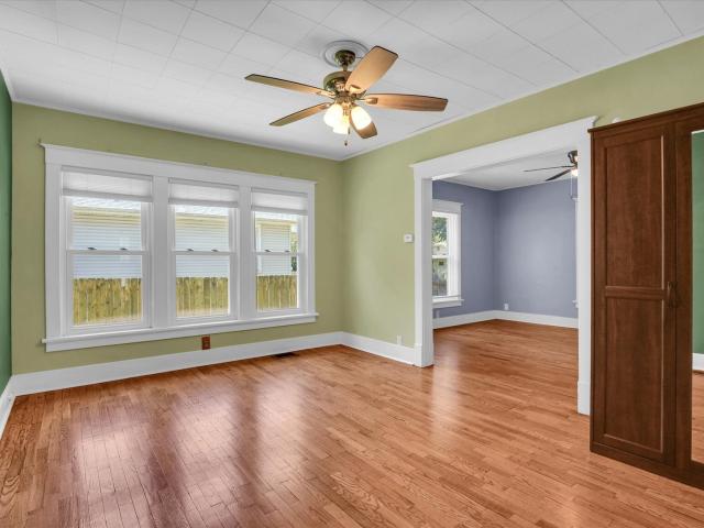 810 N Busey Avenue