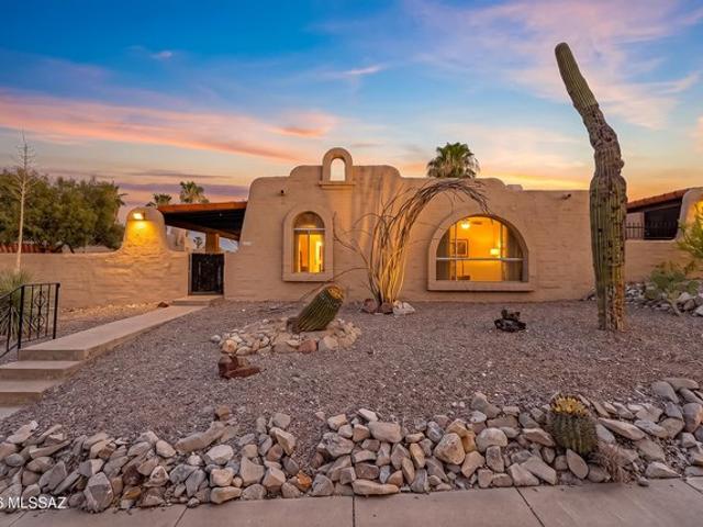810 N Camino Santiago Unit 51, Tucson, AZ 85745