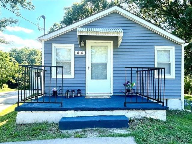810 N Grand Ave, Independence, MO 64050