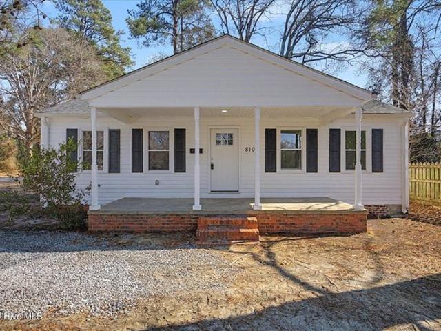 810 N Lee St, Whiteville, NC 28472