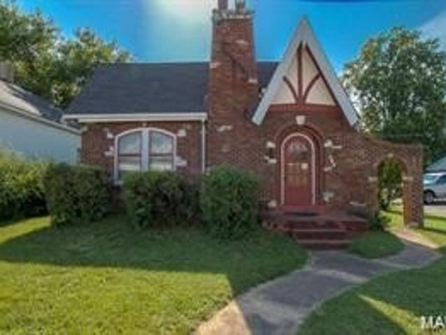 810 N Main St, De Soto, MO 63020