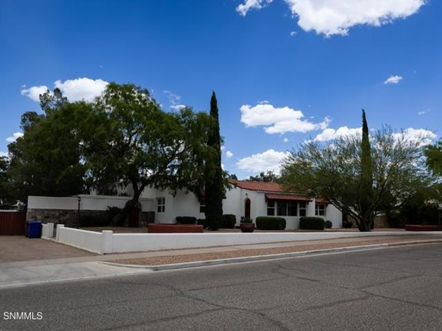 810 N Reymond St, Las Cruces, NM 88005