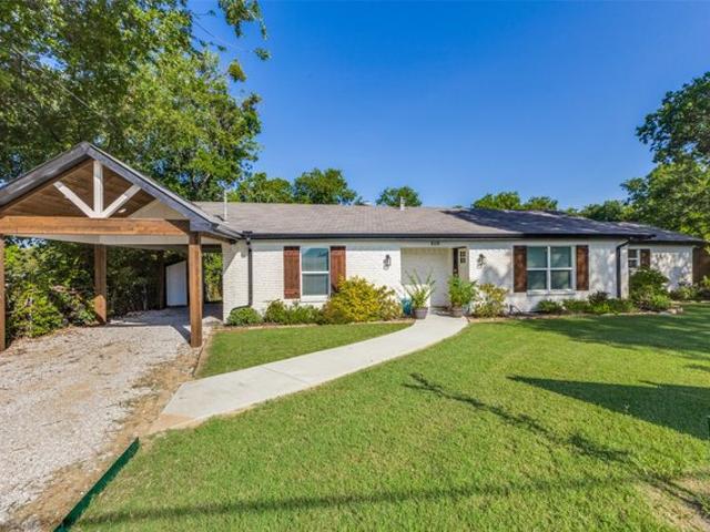 810 S Bois D Arc St, Forney, TX 75126