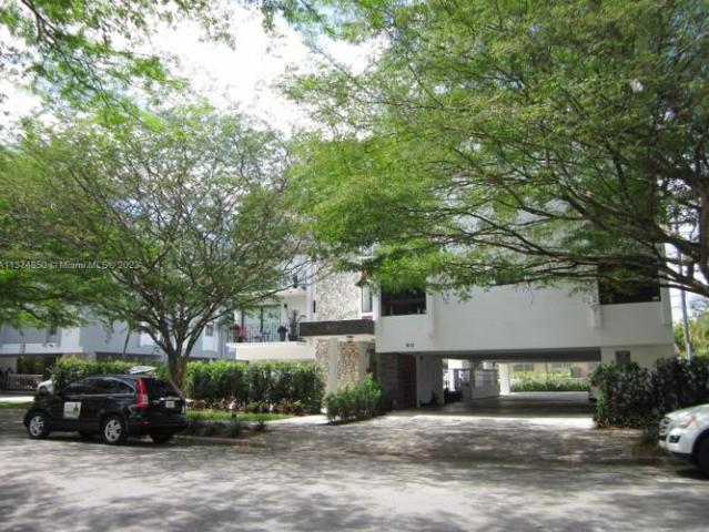 810 Salzedo St S #11, Coral Gables, FL 33134