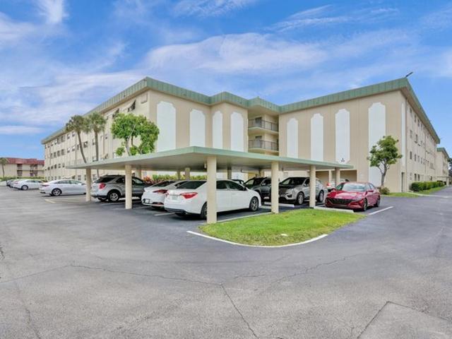 810 SE 7th St Apt 207, Deerfield Beach, FL 33441