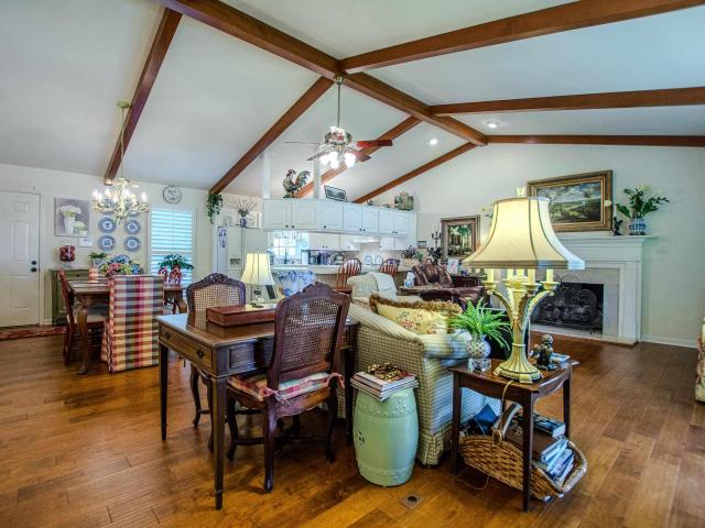 810 Shea Drive