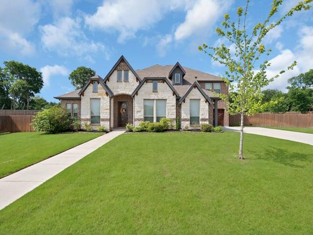 810 Sundown Ct, Midlothian, TX 76065