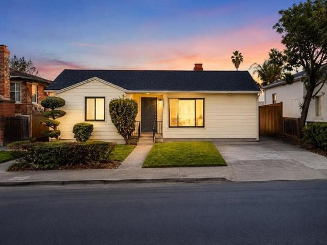 810 Pierce St, Albany, CA 94706