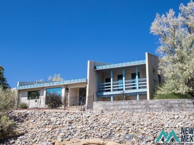 810 Plateau Dr, Gallup, NM 87301