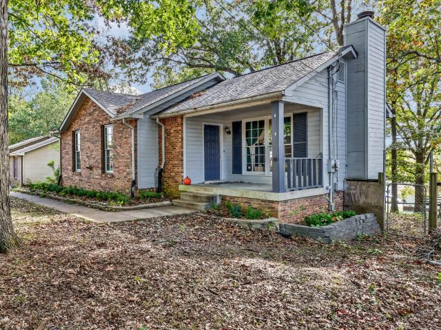 810 R S Bradley Blvd