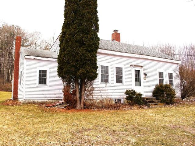 810 Rockland St, Rockport, ME 04856
