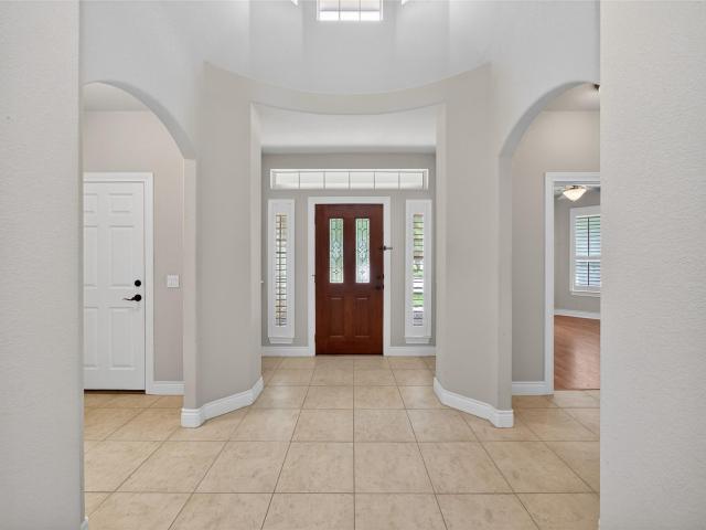 810 River Walk Trl