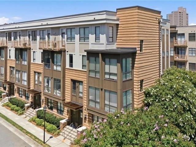 810 W 4th St Unit 404, Winston Salem, NC 27101