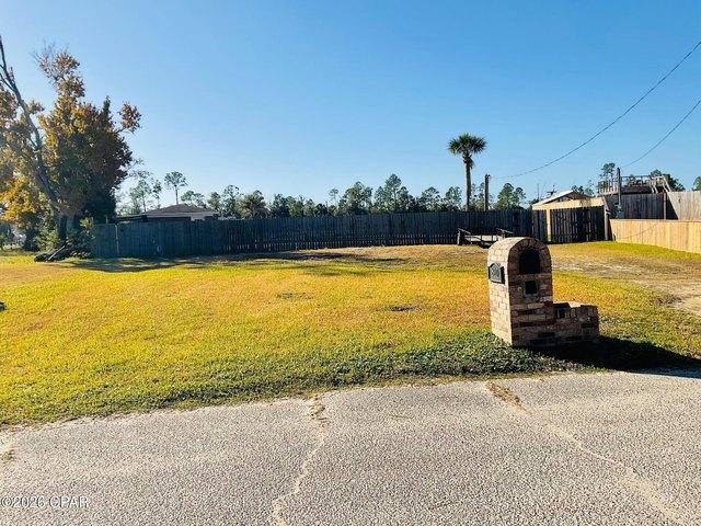 810 W 8th Street Cir, Lynn Haven, FL 32444