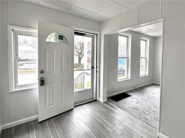 810 W 2ND Street