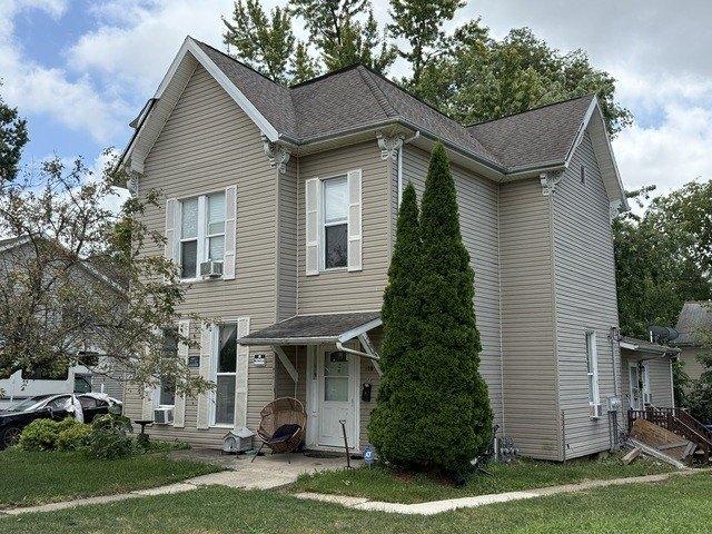 810 W Market St, Bloomington, IL 61701