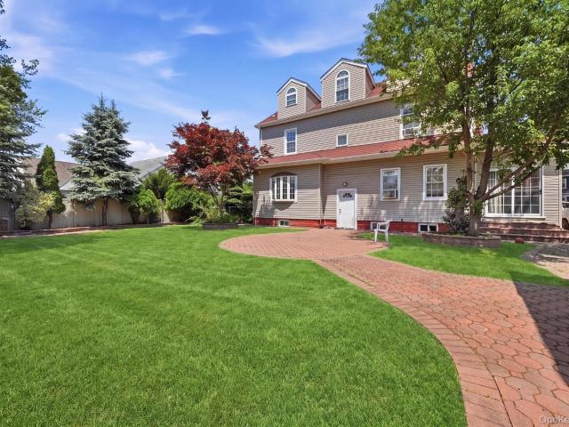 810 Wallace Ave, Baldwin, NY 11510 | MLS #1027